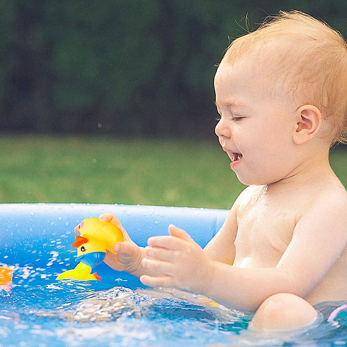 Bath Duck Toys 4Pcs Family Rubber Ducky Float&Squeak Baby Toddlers Preschool Bathtub Shower Toy (Yellow)