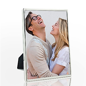 DECANIT 5x7 Picture Frame Set - Silver Metal Thin Frames for Wall or Tabletop Display of 3.5x5 Photos with Mat or 5x7 Without Mat - Gallery Wall Kit-6Pack