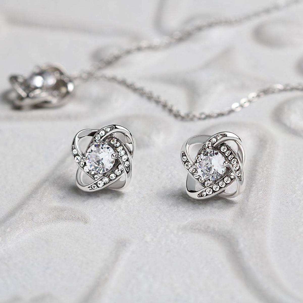 Regalo para Esposa Set de Aros y Collar El Amor De Mi Vida Regalo para Mujer Joya Collar Mensaje Personalizado Para Madre Joyería Para Mamá, Regalo Aniversario de Esposo Para Esposa Acabado Oro Blanco de 14 quilates (Luxury Box w/LED)