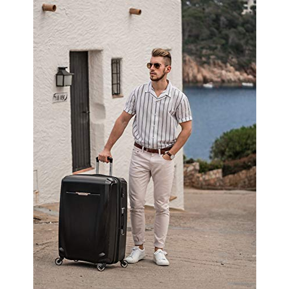 Samsonite Winfield 3 DLX Hardside Expandable Luggage with Spinners, Checked-Medium 25-Inch, Black