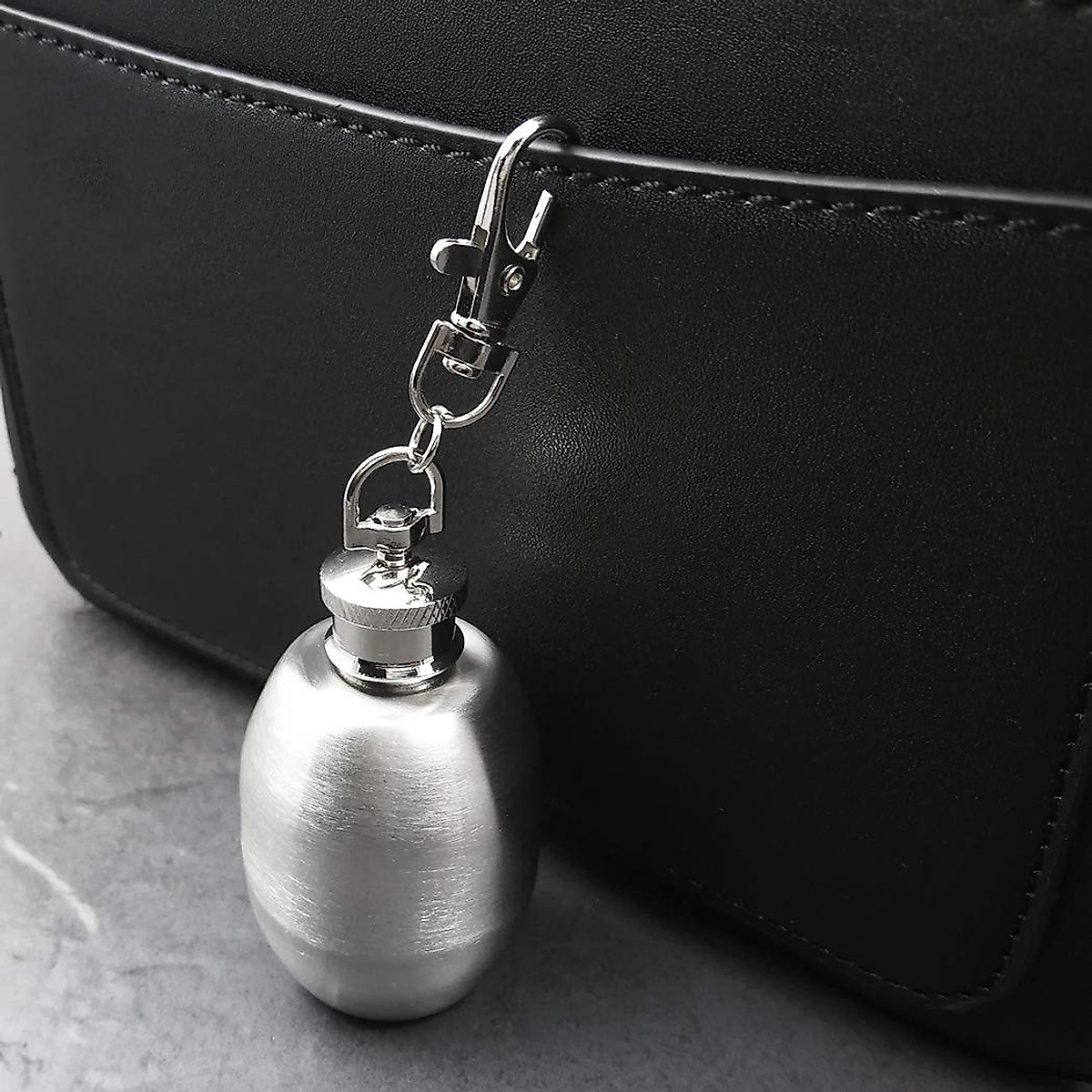 iSavage 1.5oz Hip Flask 18/8 Stainless Steel Drum Shaped Mini Design with Ring-YM145