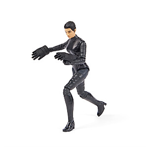 DC Comics BATMAN , 10cm Selina Kyle Action Figure with 3 Accessories and Mystery Card, The Movie Collectible Kids Toys for Boys and Girls Ages 3 and up