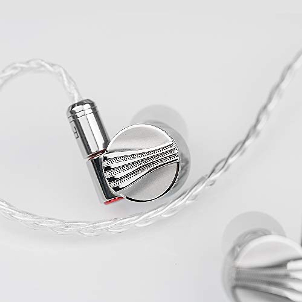 FiiO FD5 Headphone Earphones High Resolution 1DD Earbuds Wired Bass Heavy with Swappable Plug 2.5mm/3.5mm/4.4mm for Smartphones/PC/Laptop/Tablet Beryllium-Coated DLC