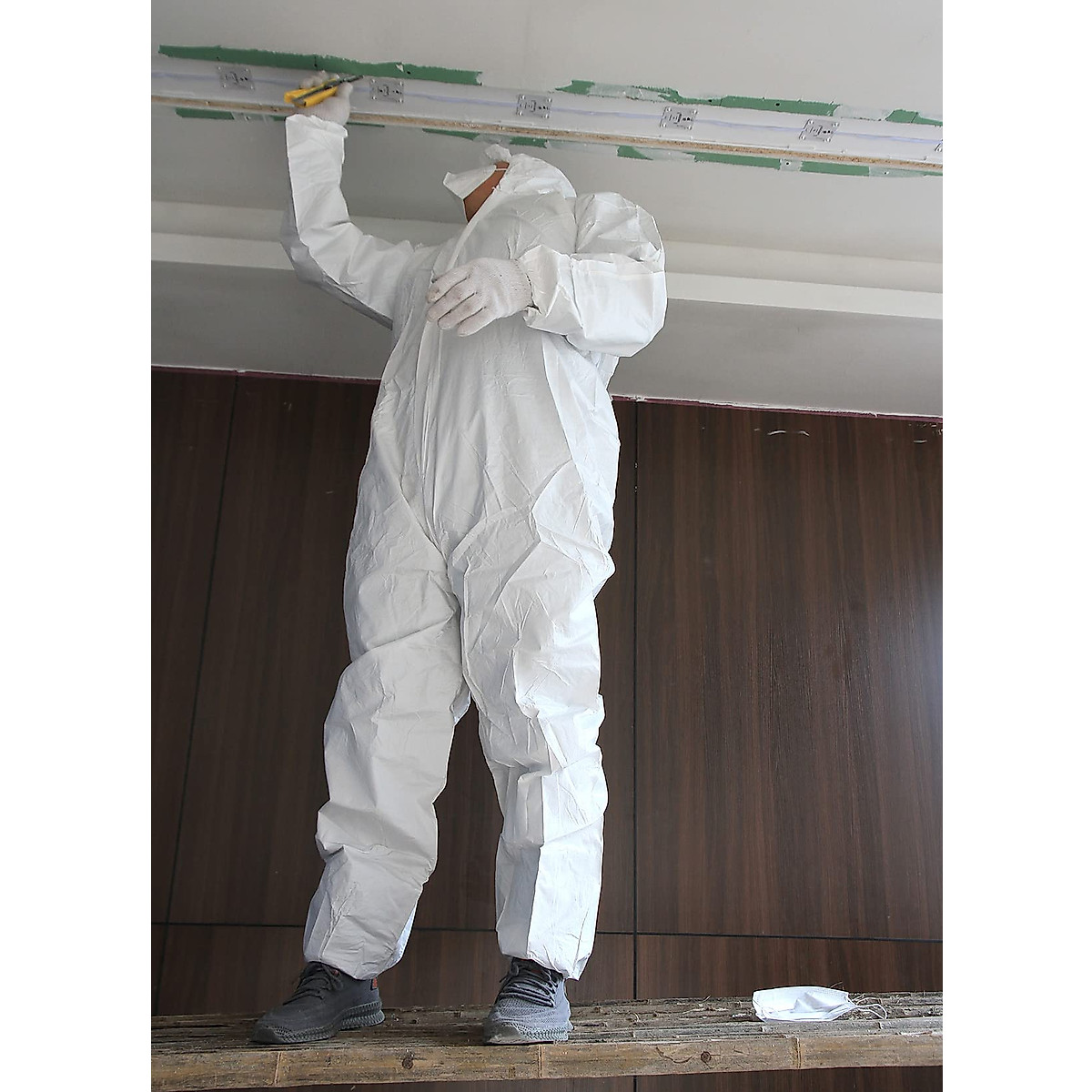 Disposable Hazmat Suit Protective Coverall with Hood for Men & Women XL Case of 10