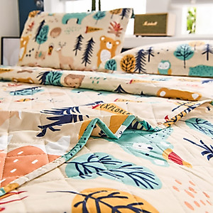 Junsey Kids Quilt Full/Queen Size Bear Bedding Set,3Pcs Forest Tree Bedspread Animals Coverlets, Lightweight Reversible Cartoon Bedspread Deer Owl Bedding Pillow Shams