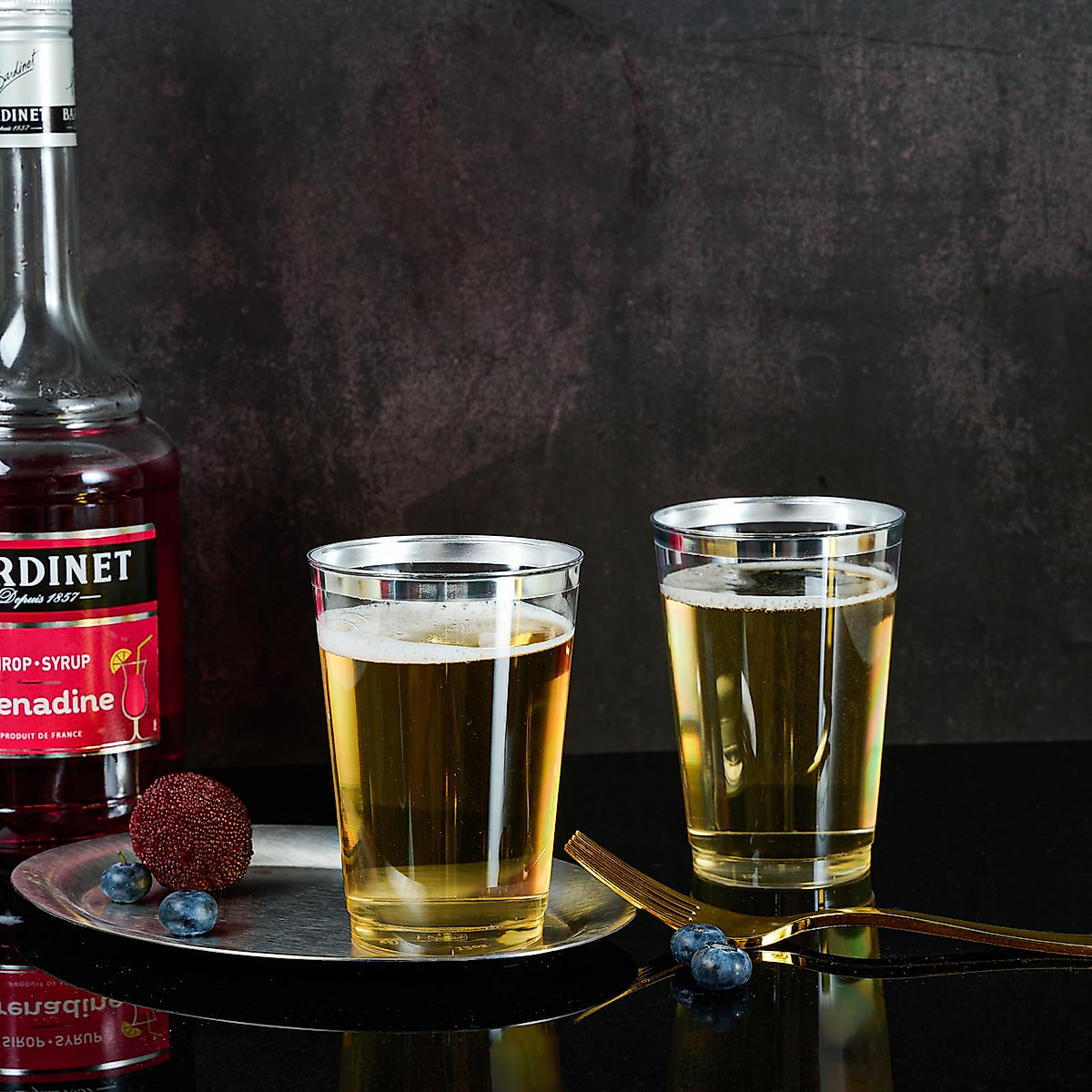 FOCUSLINE 200 Pack 12 oz Silver Rimmed Plastic Cups, Clear Plastic Cups 12 Ounce Tumblers, Heavy-duty & Fancy Disposable Hard Plastic Cups with Silver Rim for Wedding Cups Elegant Party Cups