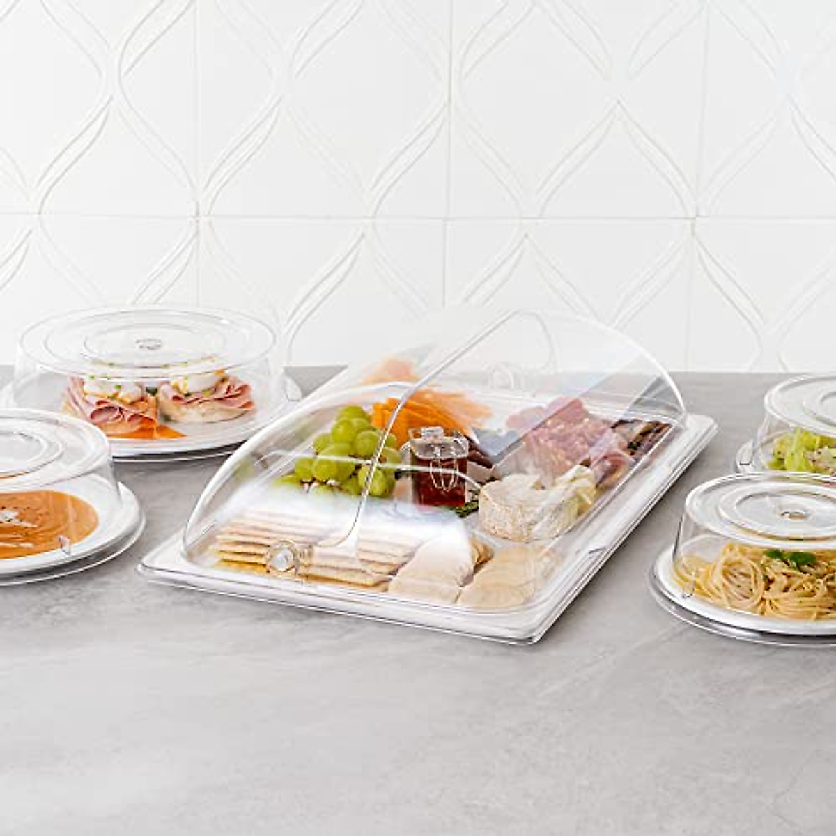 Restaurantware Cater Tek 21 Inch Polycarbonate Plate Cover 1 Shatterproof Dish Cover - Dishwashable For 21 Inch Plates Clear Plastic Tray Cover Flap Handle Design Endures Up To 210F