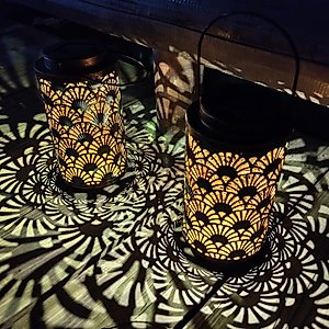 JOYBee 2pcs Solar Lantern Outdoor-Hanging Solar Lanterns- Waterproof Lantern Solar Lights Outdoor- LED Table Solar Lights for Patio Garden Courtyard Porch Courtyard Pathway Decorative