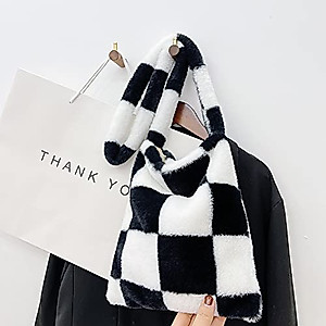 Plush Underarm Bag, Ladies Fluffy Shoulder Bag, Women Furry Tote Bag Plush Crossbody Bag for Autumn and Winter