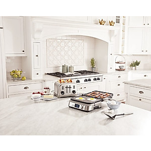 Cuisinart CPT-180 Metal Classic 4-Slice Toaster, Brushed Stainless (Renewed)