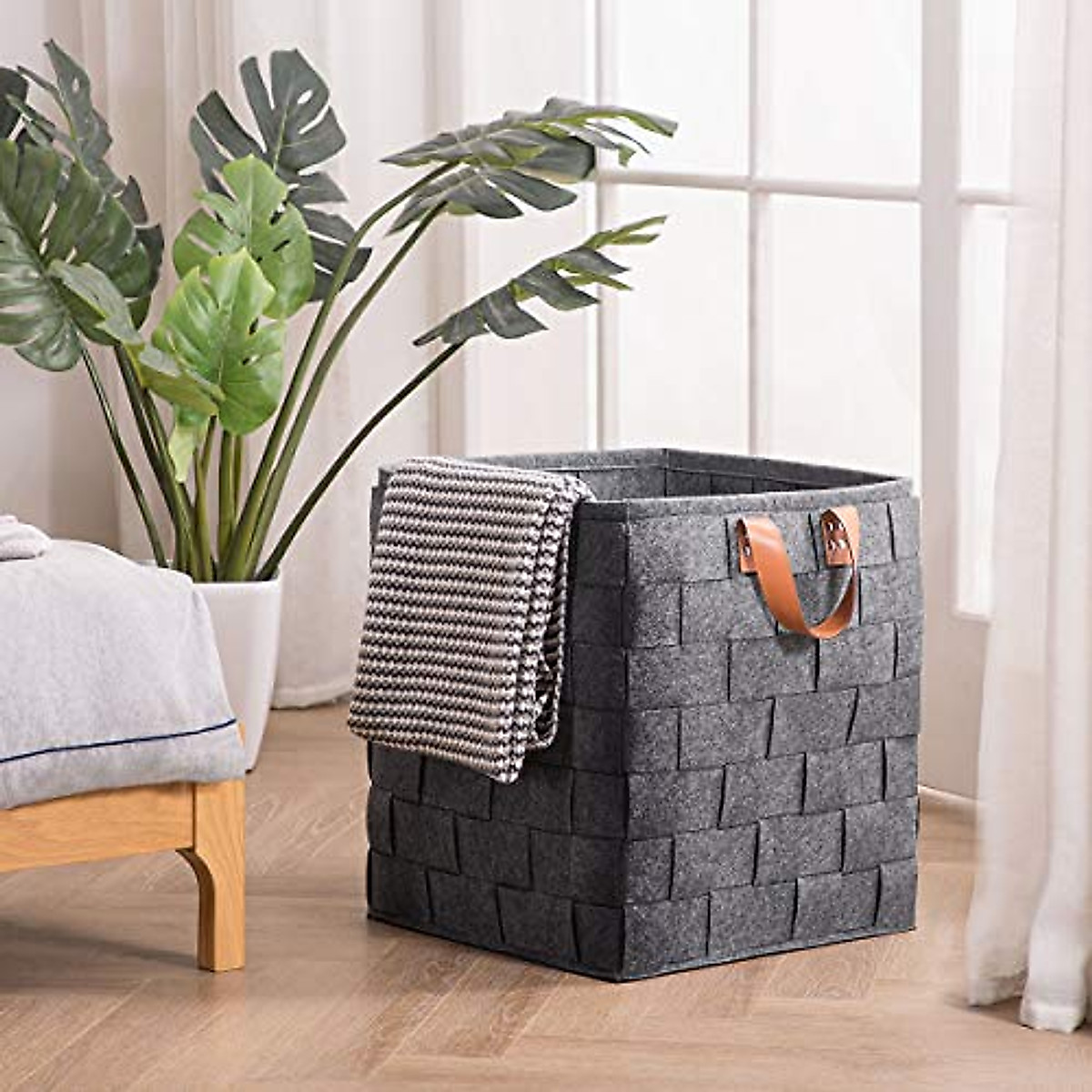 YOUDENOVA Laundry Hamper Felt Extra Large (88.2L) Organizer Storage Blanket Baskets with Handle for Living Room,Laundry Room