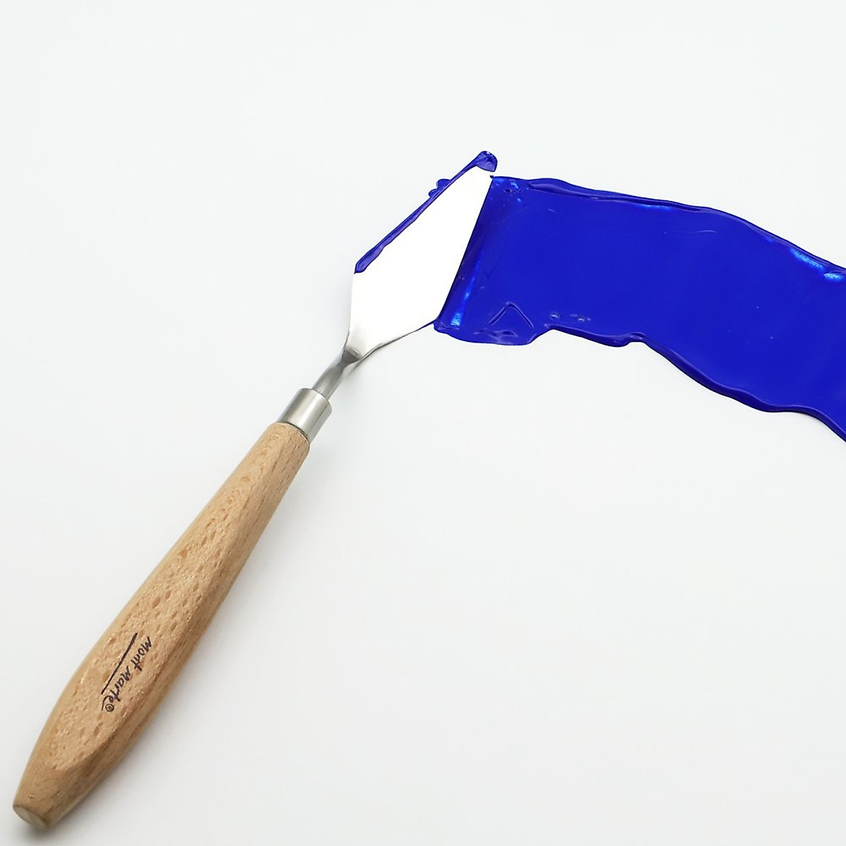 Mont Marte Studio Palette Knife Set, 5 Piece. Selection of Different Sizes and Styles of Stainless Steel Palette Knives.