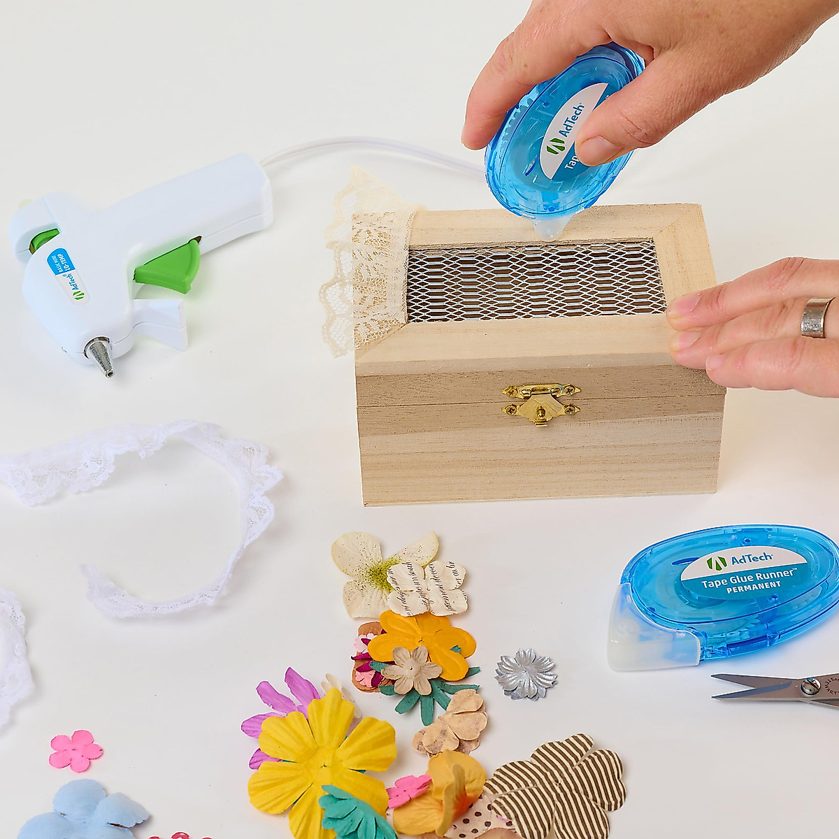 Adtech 05603 Glue Runner Permanent 35 Yards Total - Pack of 3 (4 each)