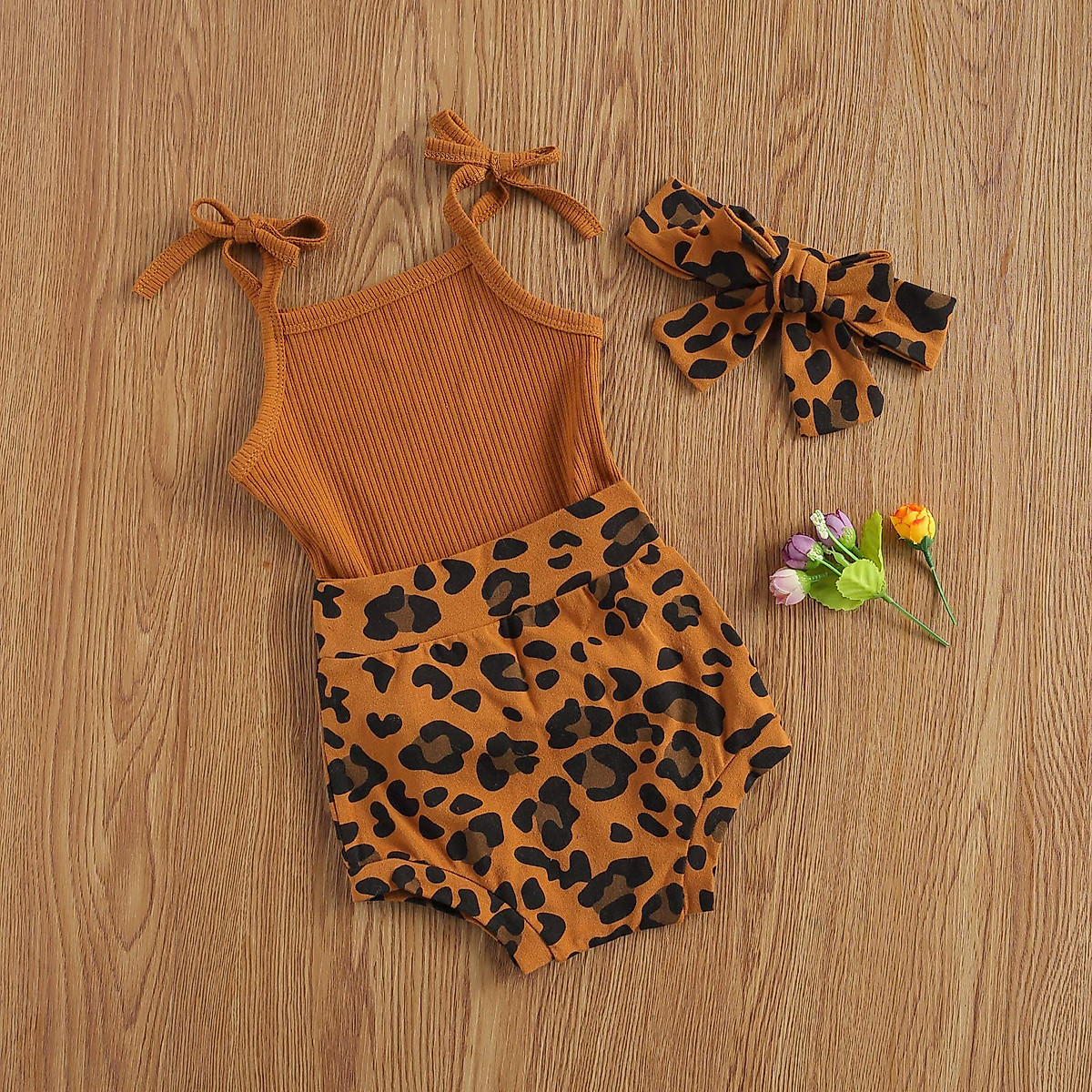 Kuriozud Newborn Infant Baby Girl 2 Piece Summer Outfits Tank Bodysuit Top + Ruffle Bloomer Shorts Set Clothes (Leopard Brown, 3-6 Months)