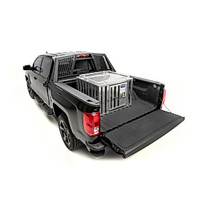 UWS DB-3636 36" Southern Single Door Dog Box