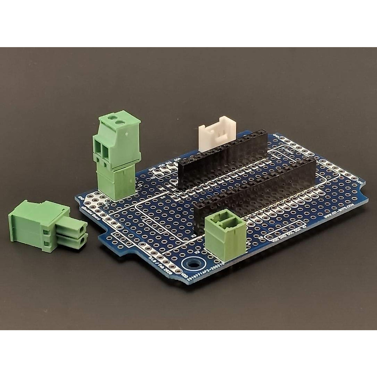 qBoxMini DIY IOT Enclosure Kit (Two SMAs), IOT Enclosure for Arduino MKR Feather ESP32 Cellular LoRa WiFi Board, Waterproof IP65 Enclosure with Glands, prototyping PCB and Two SMA connectors