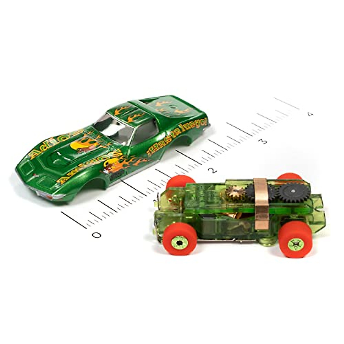 Auto World Thunderjet R33 Looney Tunes Speedy Gonzales - 1971 Chevy Corvette HO Scale Slot Car