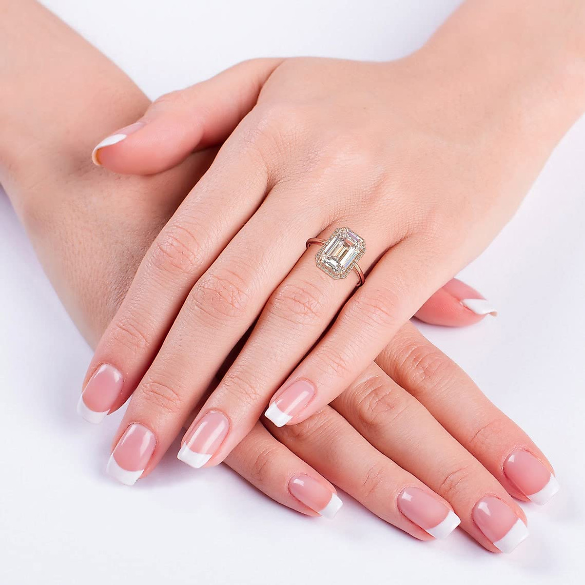 Rings Jewelry Women Gift Hand Made Wedding Dress Matching Ring Rose Gold Plated Ring Emerald Cut Halo Cz Diamond Jewelry White Cubic Zircon Ring in Size 5.5