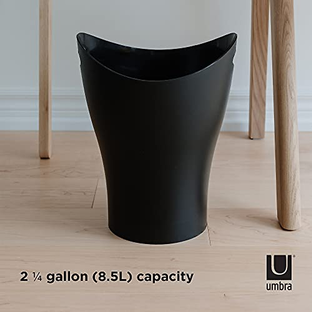 Umbra Garbino Trash Can 2.25-Gallon (8.5L) Capacity, Black