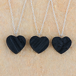 Thecraftman Natural Black Tourmaline Heart Necklace, Gemstone Pendant Necklace, Genuine Gemstone, Birthstone, Gift for Her, Healing Stone, 18 Inch