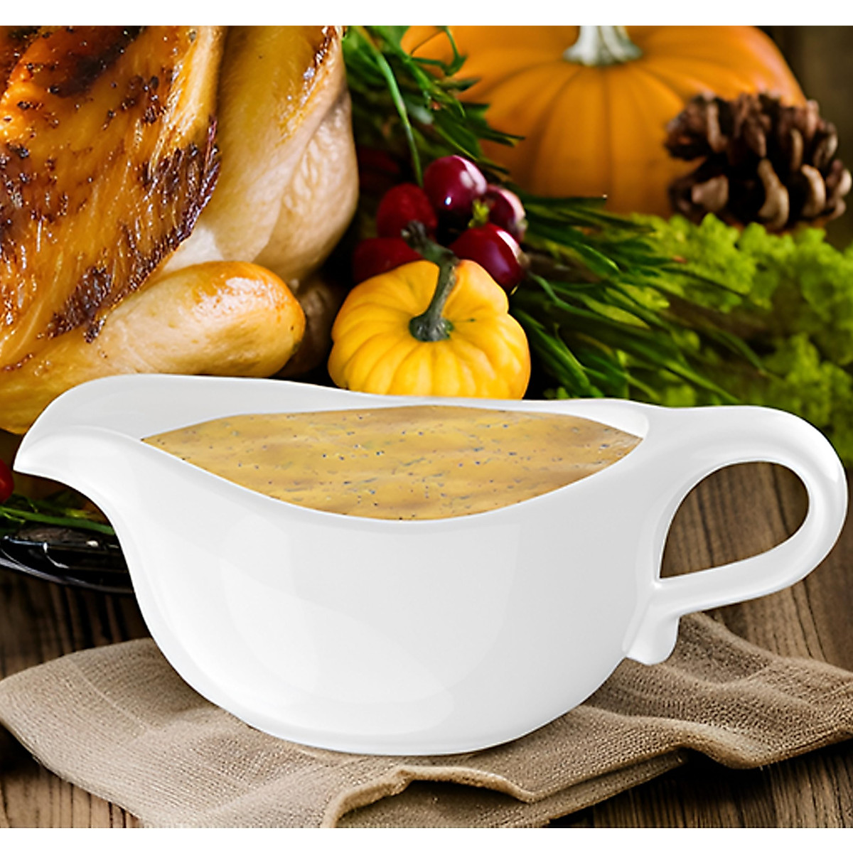 RONDURE Large White Gravy Boat - 19 oz Capacity, Microwave and Dishwasher Compatible