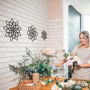 Moxweyeni 3 Pieces Metal Flowers Wall Decoration, Metal Rustic Wall Art Decoration Farmhouse Wall Decorations Multiple Floral Hanging Decoration for Bathroom Home Office(Black, Modern Style)