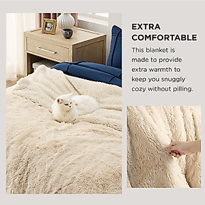 Bedsure Soft Fuzzy Faux Fur Blankets Queen Size Khaki – Cozy, Fluffy, Plush Sherpa Fleece Blanket, Furry, Shaggy Blanket for Couch, Bed, Sofa, Thick Warm Blankets for Women, 90x90 Inches, 640 GSM