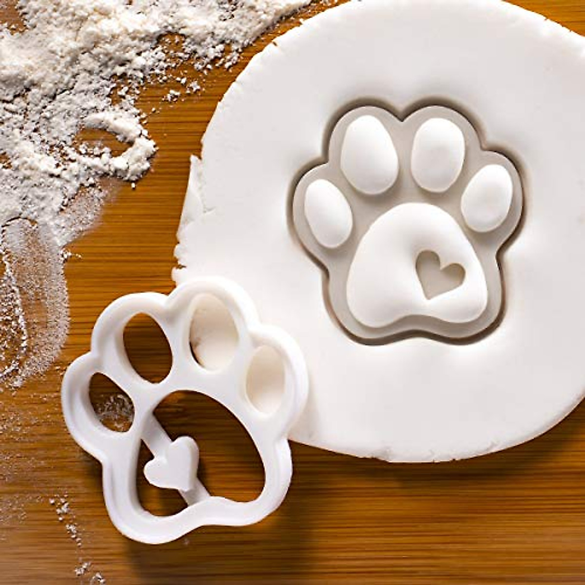 Cute Paw cookie cutter - Small, 1 piece - Bakerlogy