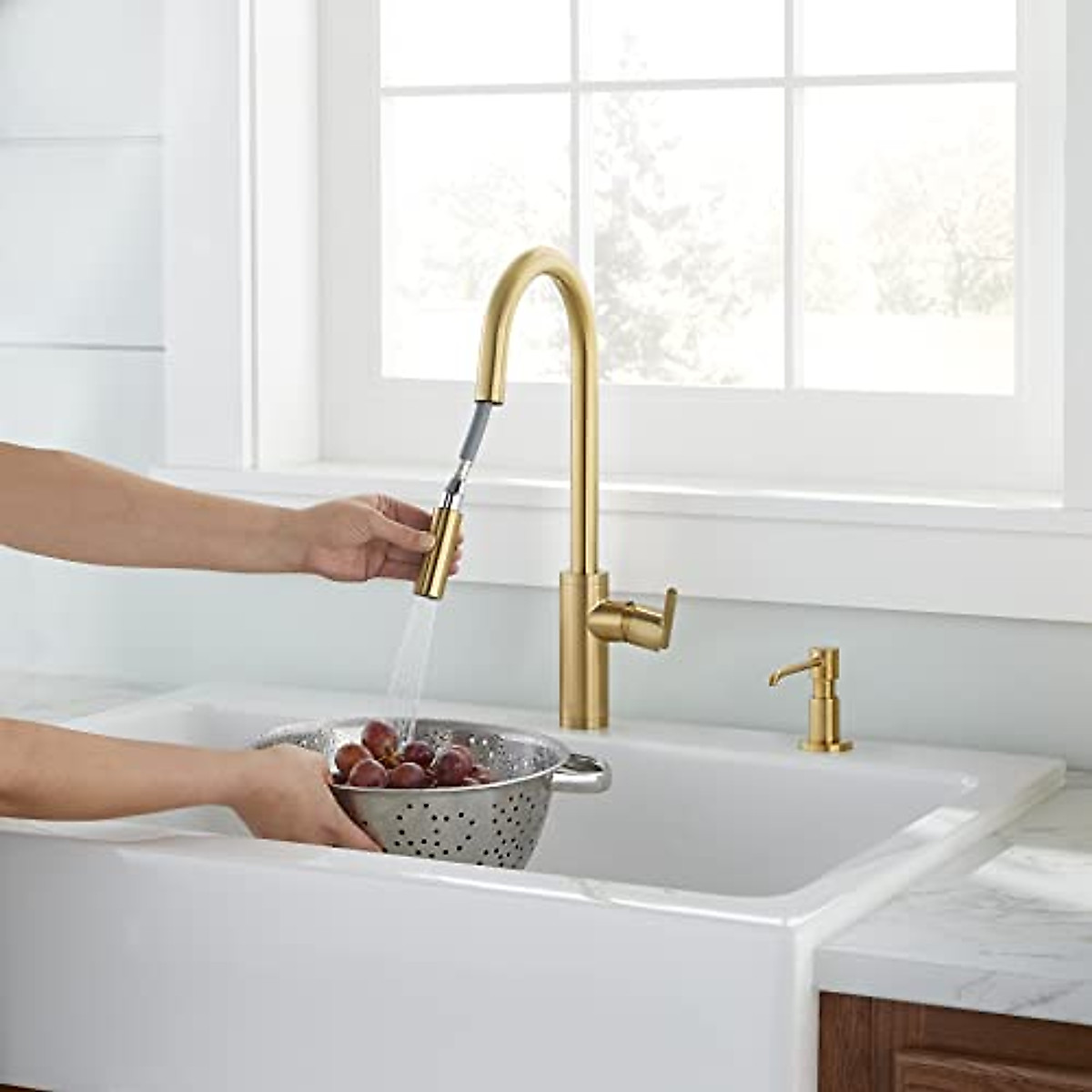 Gerber Plumbing Parma Kitchen Faucet with Pull-Down Sprayer