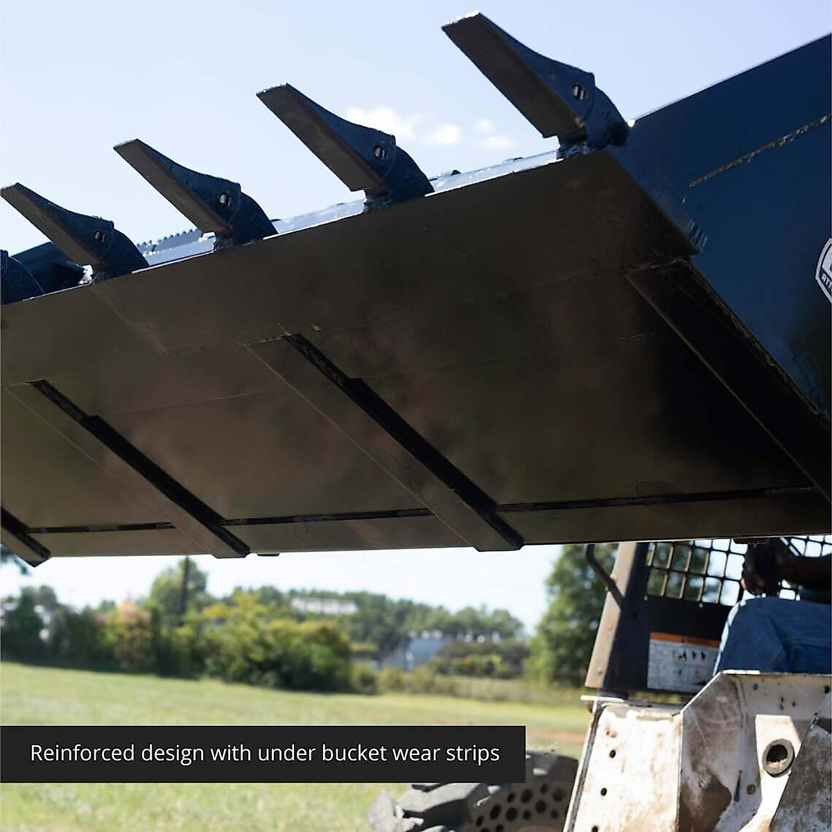 Titan Attachments 72" HD Skid Steer Dirt Bucket with Bolt-On Teeth, Rated 2,645 LB, Universal Quick Tach