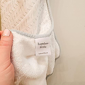 Bamboo Baby Hooded Towel and Washcloth Set, Perfect for Babies or Toddlers, Soft & Absorbent (Greenish)