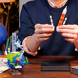 nanoblock - Space - Planet Earth & The Moon, Advanced Hobby Series Building Kit