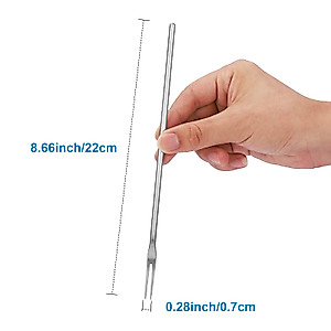 Beatcreat Pickle Forks,8.66 Inch Long Handled Olive Forks,18/8 Stainless Steel Long Handle Salad Forks, Cocktail Forks,Dessert Forks,Fruit Forks,Pickle Grabber, Appetizer Forks,4 Pack