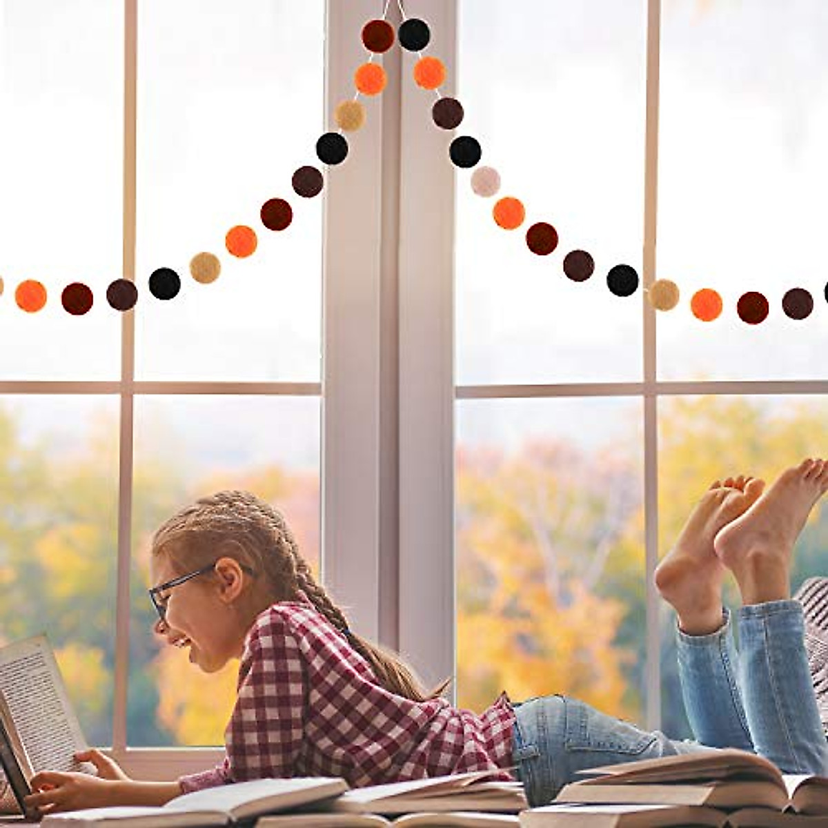 3 Pieces Felt Ball Garland Christmas Pom Pom Garland 1 Inch (2.5 cm) Wool Felt Balls Banner for Winter Autumn Farmhouse Party Home Decoration