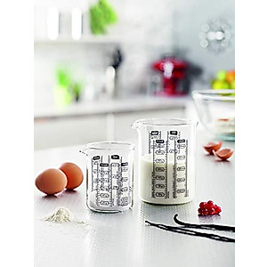 Pyrex 750 ml Kitchen Lab Measure and Mix Beaker