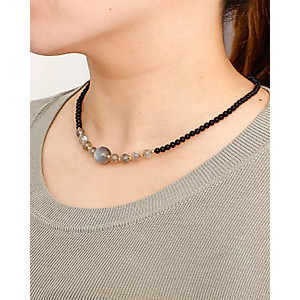 Jewever Moonstone/Black Agate Choker Necklace for Women Healing Crystals and Gemstone Necklaces Balance Meditation Jewellery Gifts