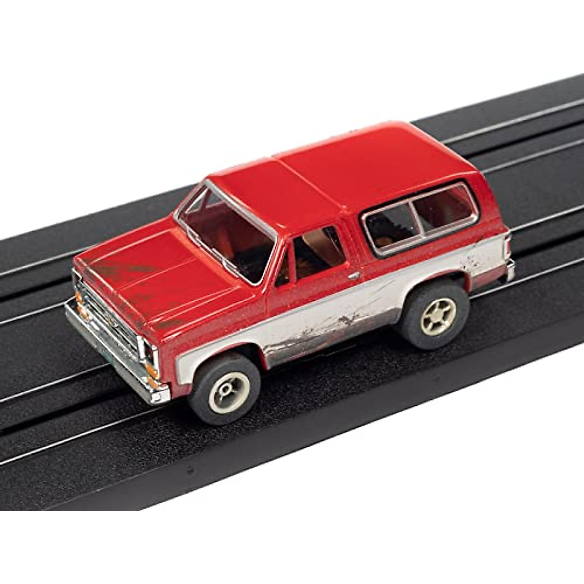 Auto World Xtraction 1977 Chevrolet Blazer (Red/White) HO Scale Slot Car