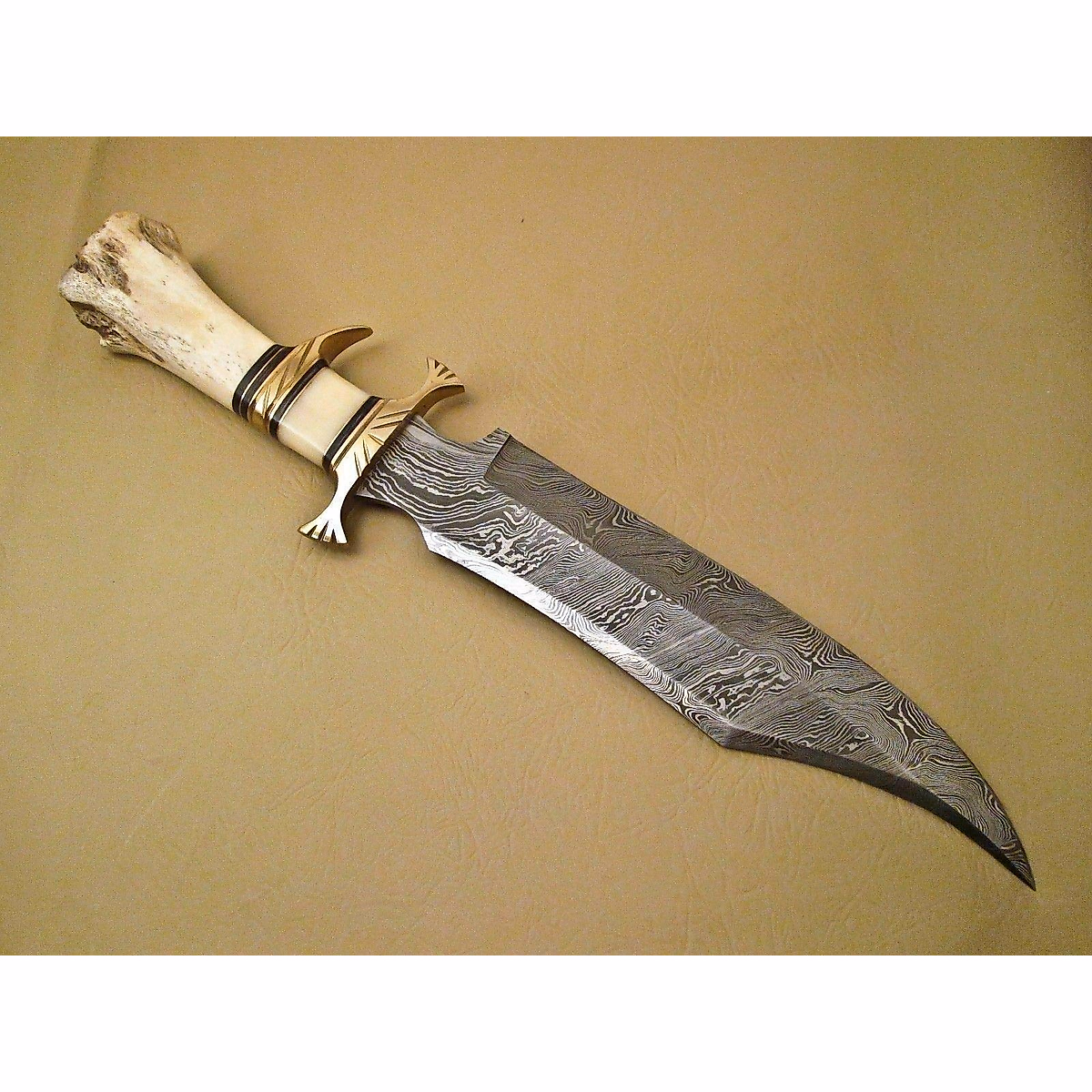 Damascus Steel Hunting Knife - Fixed Blade Knives with Sheath - Firm Grip Handle Made of Camel Bone (White)