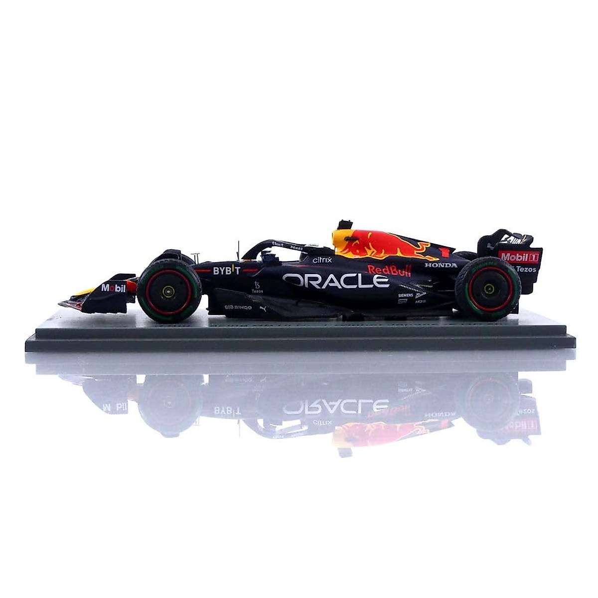Spark - Red RB18 - Winner Japan GP World Champion 2022-1/43