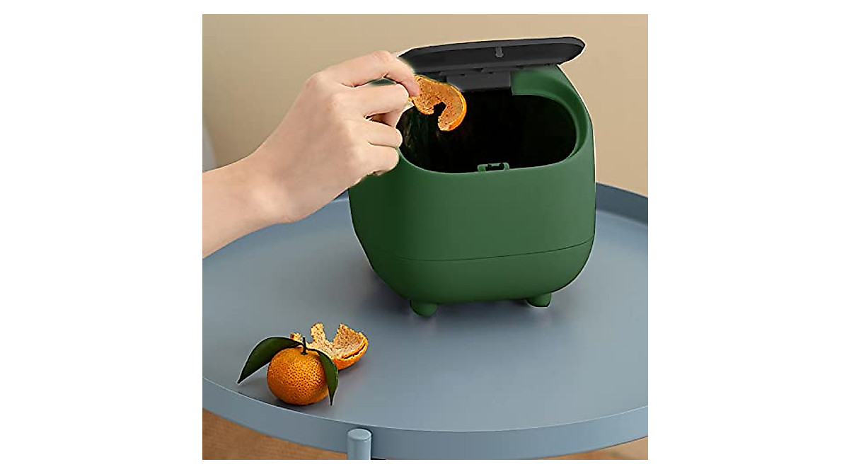 Cute Mini Ninja Desktop Trash Can - Space-Saving Office & Bedroom Bin
