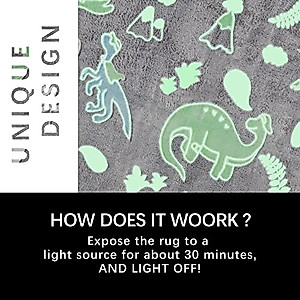 QH Cute Dinosaur & Leaf Pattern Glow in The Dark Area Rug Area Rug for Living Room Bedroom Playing Room Size 5'x6'