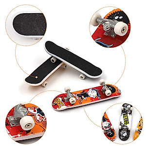 icoko Skate Park Kit, 8 PCS Skate Park Kit Ramp for Mini Finger Skateboard Ultimate Parks Training Props with 3 Finger Skateboard and 4 Silicone Mat Set