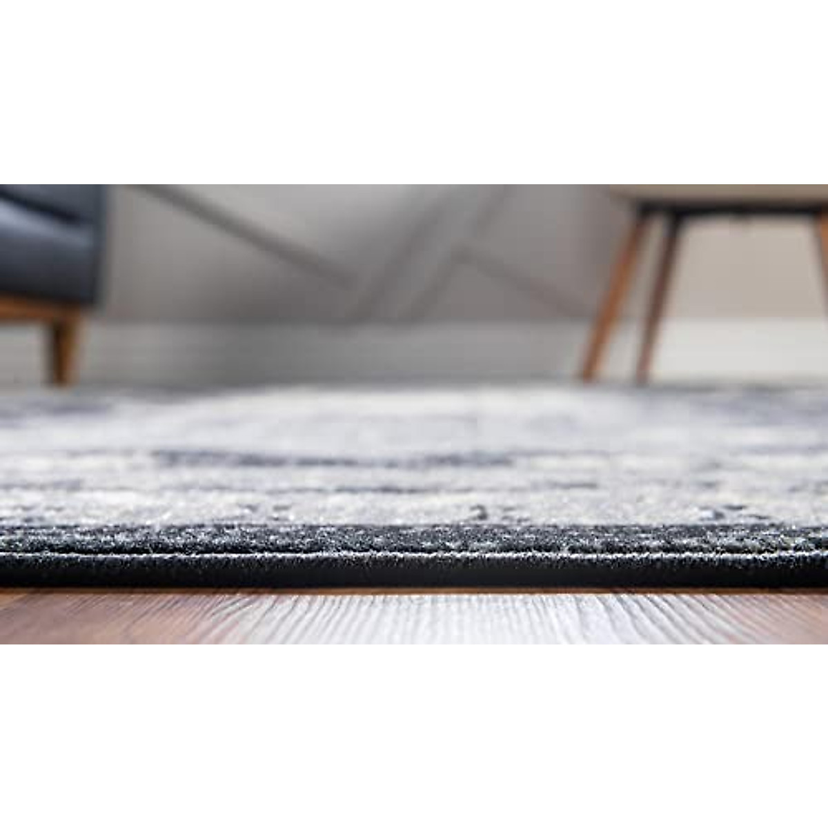 Rugs.com Heris Collection Rug – 9' x 12' Black Medium Rug Perfect for Living Rooms, Large Dining Rooms, Open Floorplans