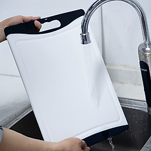 Cutting Board, Cutting Boards for Kitchen set of 3, Black Chopping Board Dishwasher safe, Easy Grip Non-slip Handle Border with Juicy Groove, Reversible, Chopping Food, Baking, Cooking Meat.