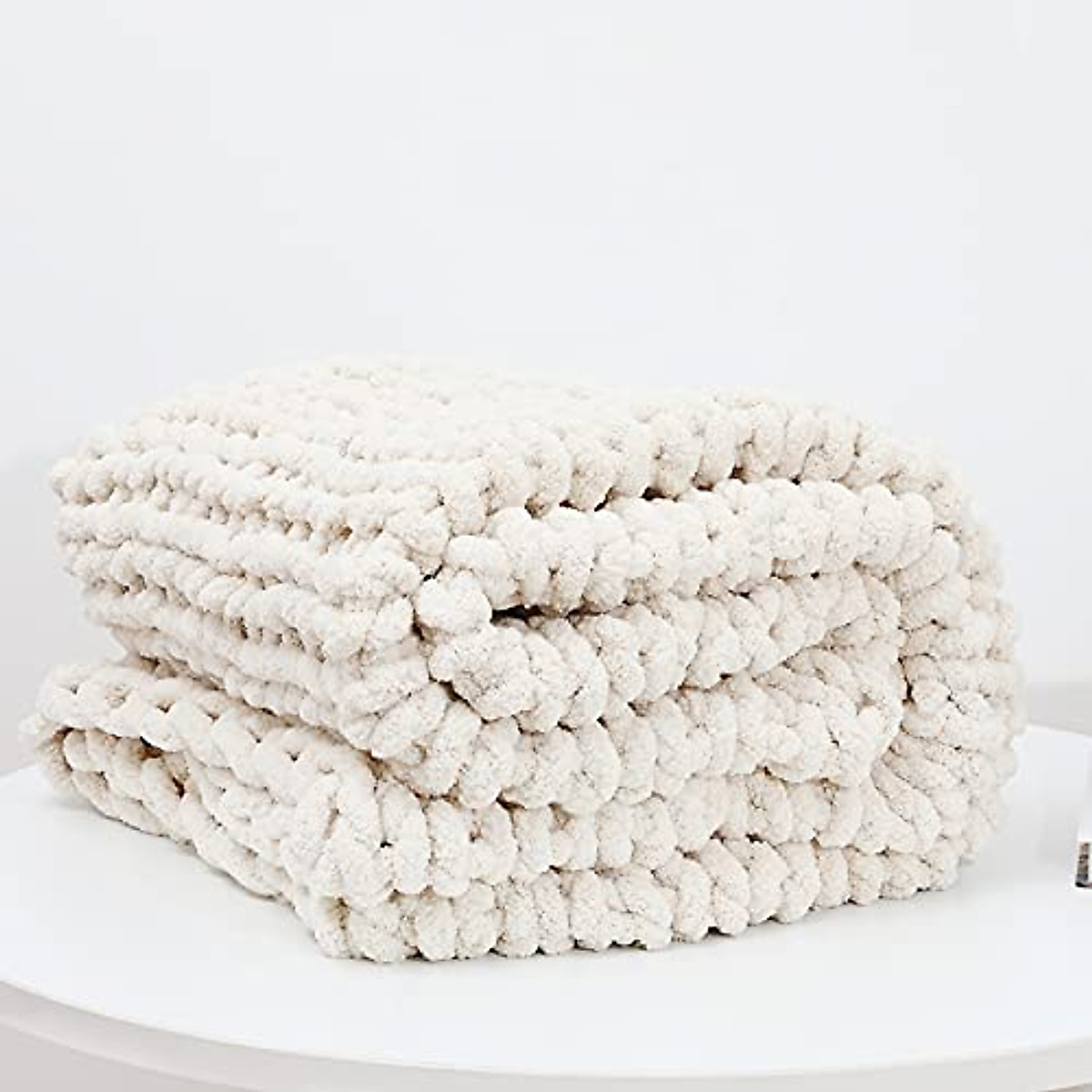 ZUIBESCHOS Chunky Knit Blanket Warm Chenille Yarn Throw Blanket 40x60 Inch Cozy Throw Yarn Blanket for Bed Home Decor Machine Washable Beige
