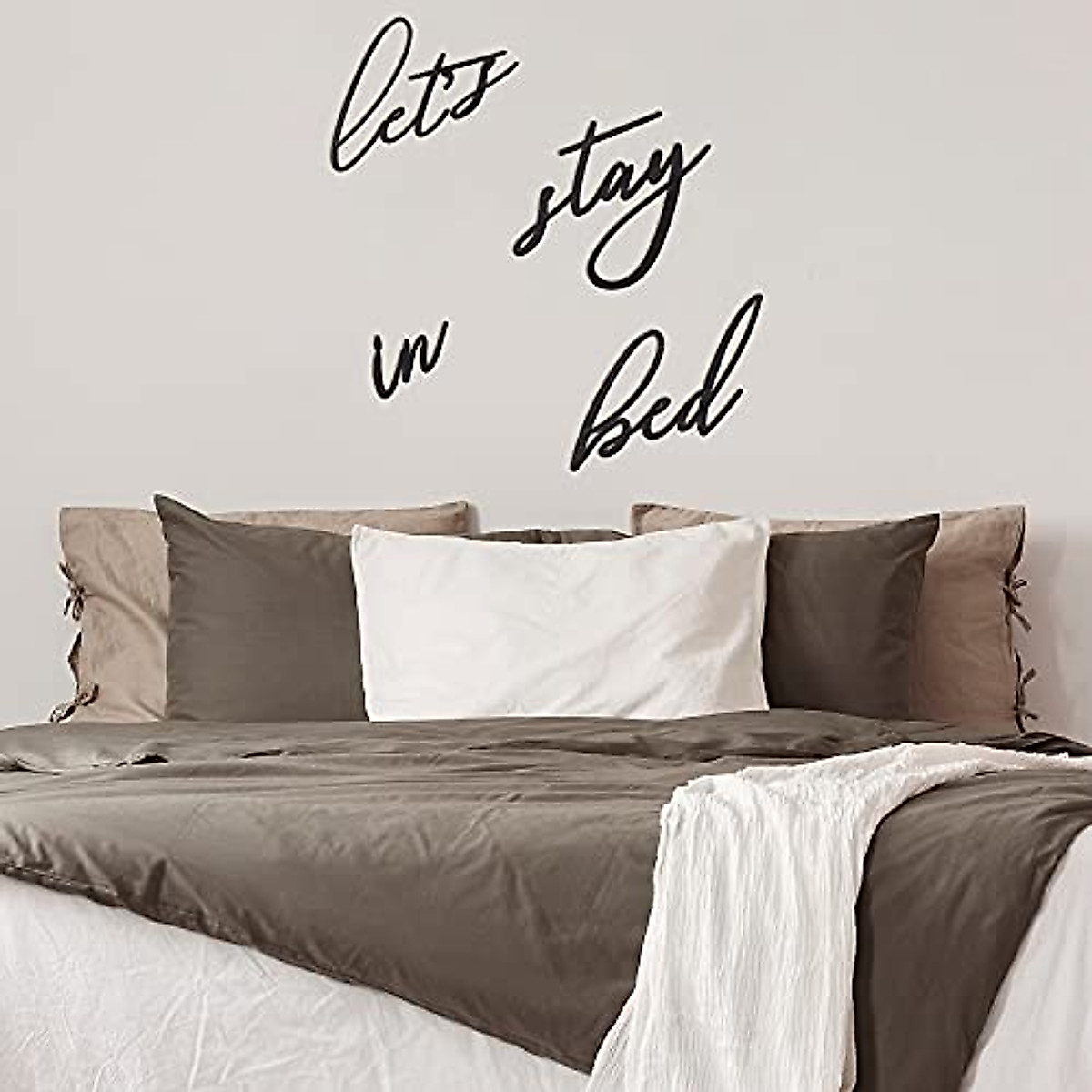4 Pieces Let's Stay in Bed Wall Decor Rustic Bedroom Decoration Black 3D Wooden Letters Handmade Wood Summer Decor Love Quote Home Sign for Home Bedroom Apartment Office Hotel Decor