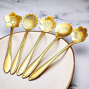 8 Pieces Flower Spoon Coffee Teaspoon Set Stainless Steel Tableware Creative Sugar Spoon Tea Spoon Stir Bar Spoon Stirring Spoon, 8 Different Patterns (Gold)