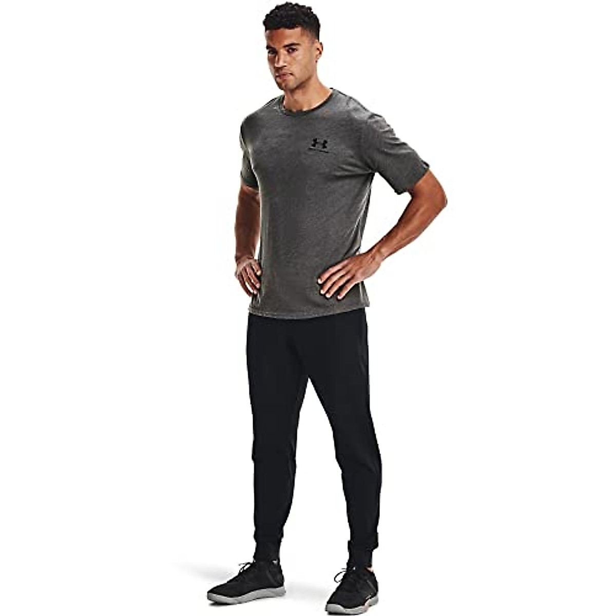 Under Armour Men Sportstyle Left Chest, Super Soft Men's T Shirt for Training and Fitness, Fast-Drying Men's T Shirt with Graphic
