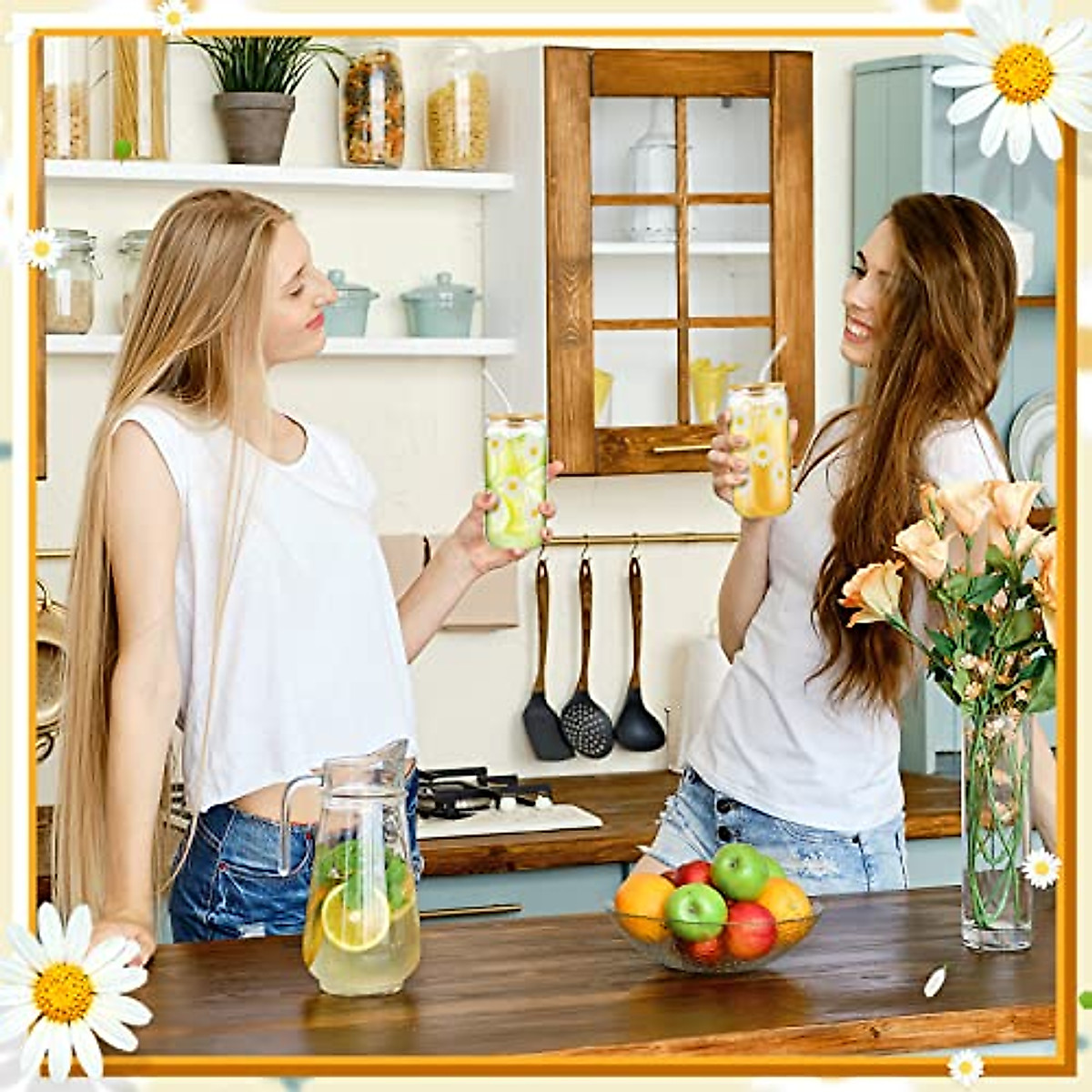 Hoolerry Daisy Flower Glass Cups with Lids and Straws 18 oz Iced Coffee Cup Drinking Glasses with Bamboo Lids Cute Flower Glass Coffee Tumbler Glasses for Home Office Kitchen (4 Pcs)