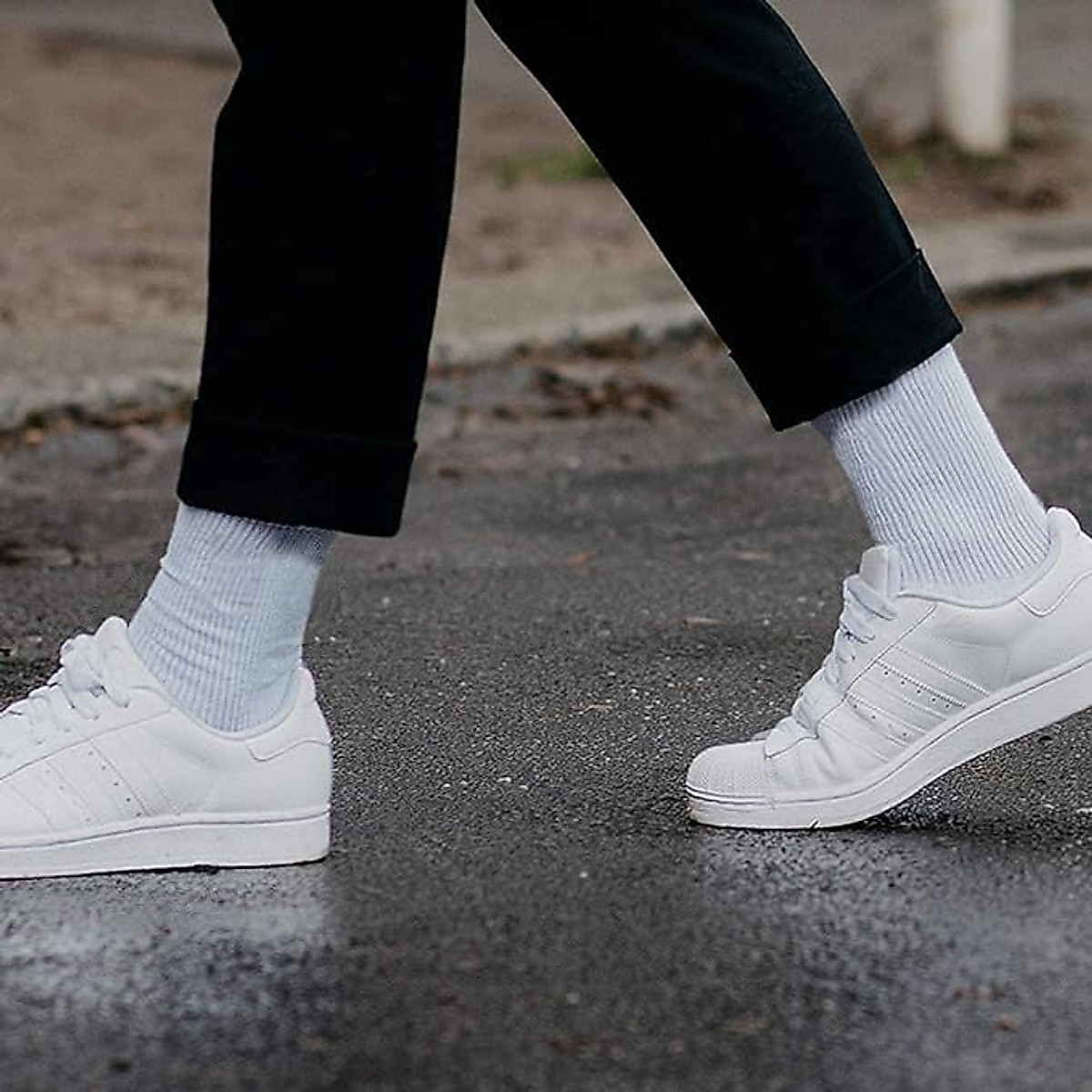 SOCKS'NBULK 60 Pairs Wholesale Bulk Sport Cotton Mens Crew, Ankle, Tube Socks, Size 10-13 (Mens White Crew Gray Heel Toe)